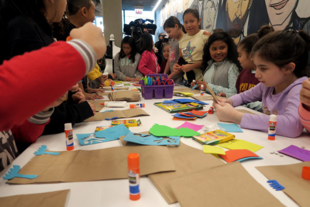 Neighbors Come Together for a New Independence Branch Library - Chicago ...