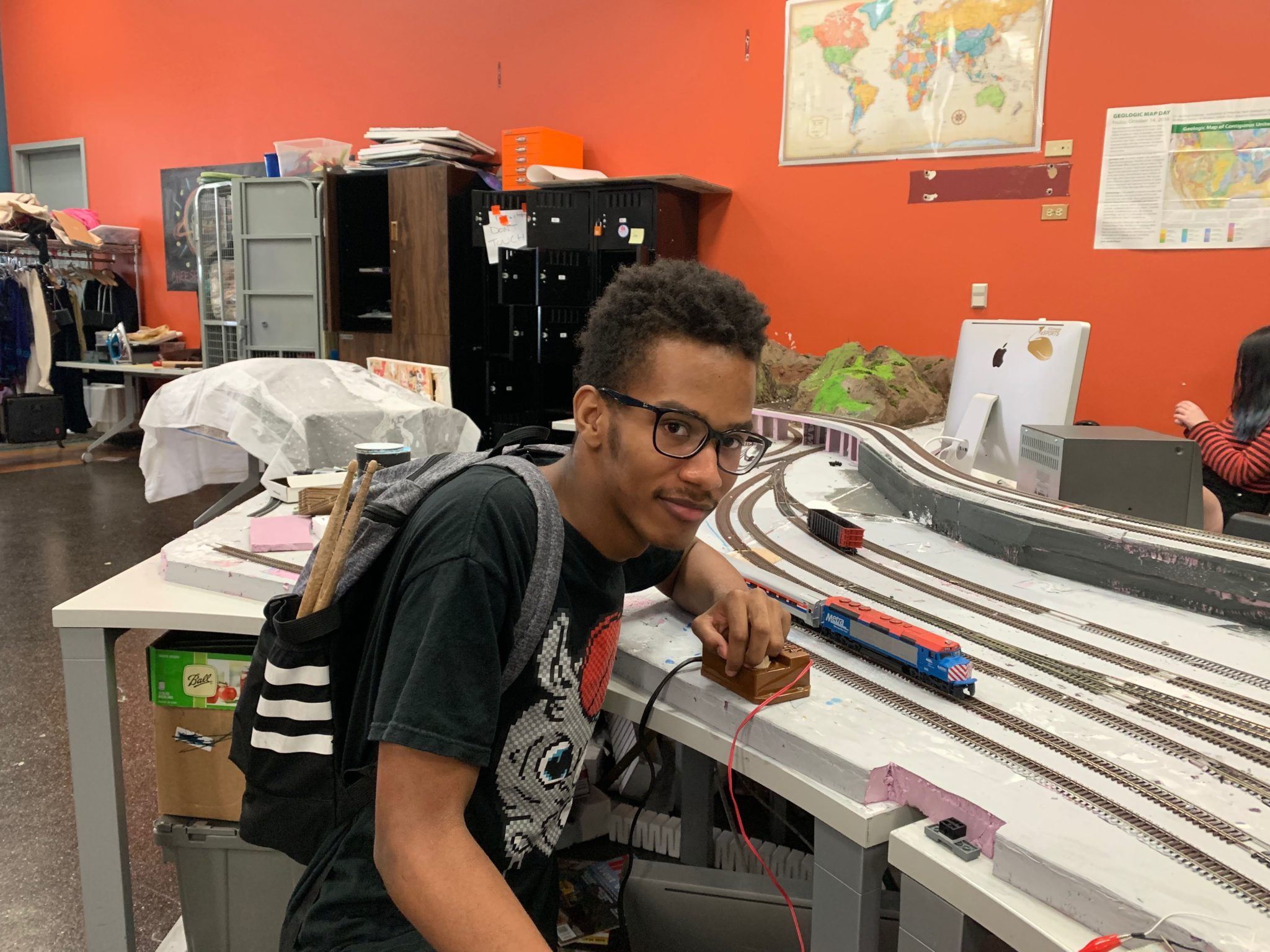 YOUmedia: A Teenscape in the Library - Chicago Public Library Foundation